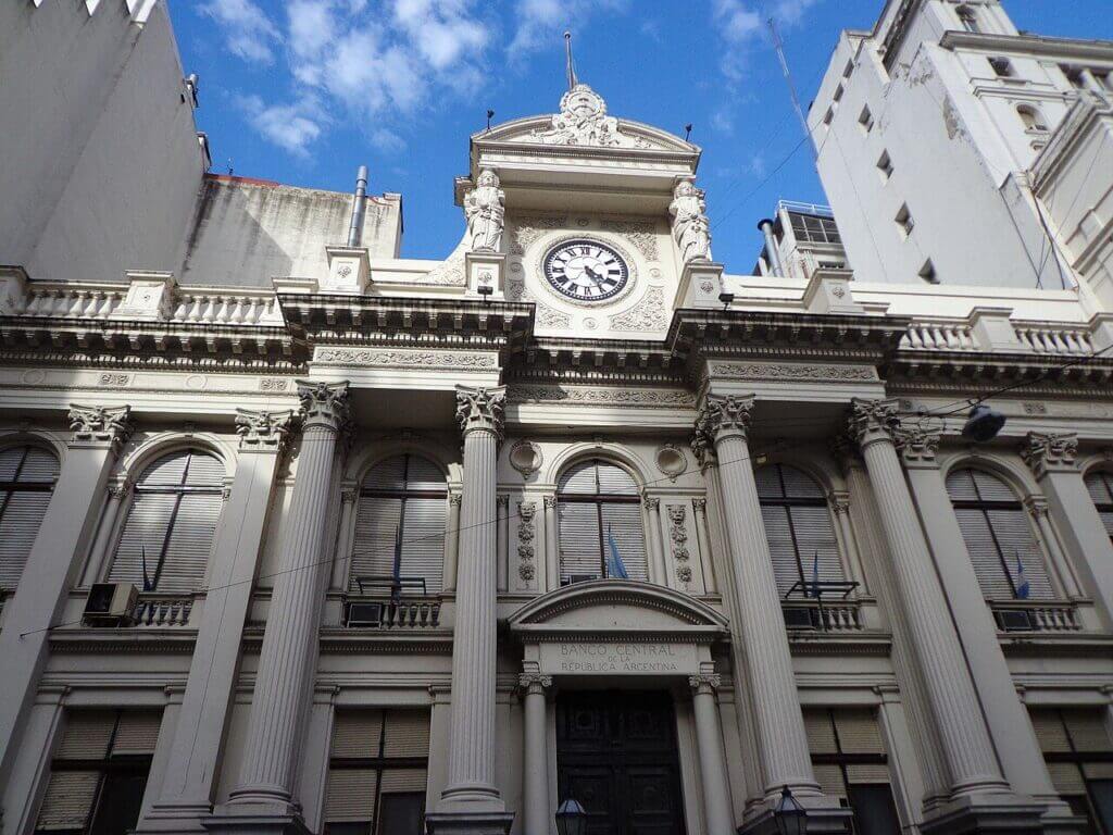 Qué mira ahora el Banco Central cuando un banco apuesta por cloud, IA y ...